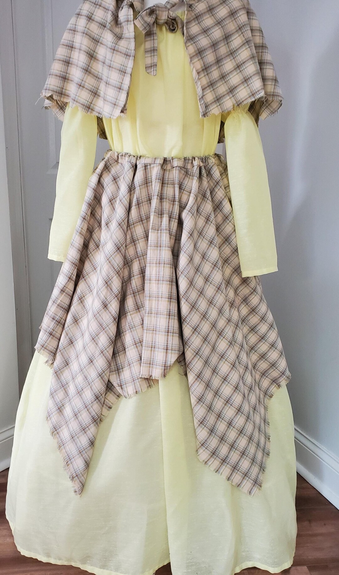 Renaissance Lady's Overskirt & Shoulder Cape - Merchant/peasant/worker ...