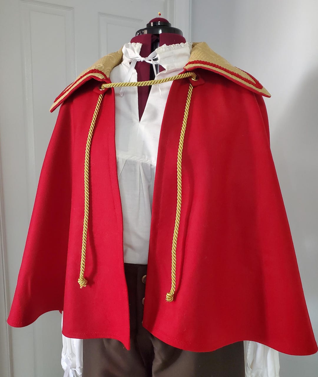 Renaissance Courtier Cloak - Red & Gold - Etsy