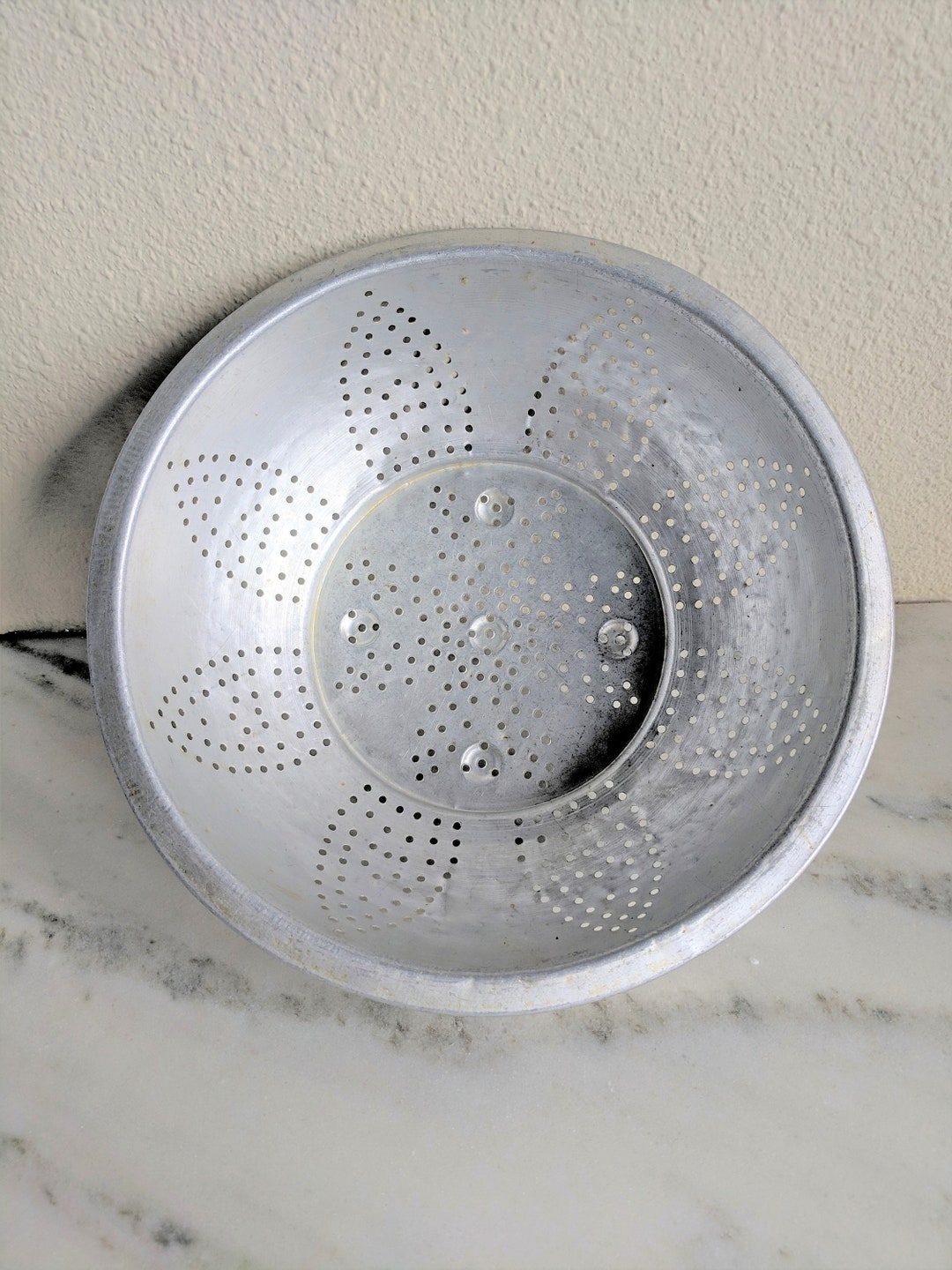 Vintage Aluminum Flower Colander, Aluminum Strainer Sieve, Rustic ...