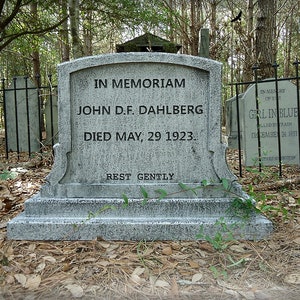 Evil Soul Studios LIFE SIZE Vintage Series Rest Gently Tombstone ...