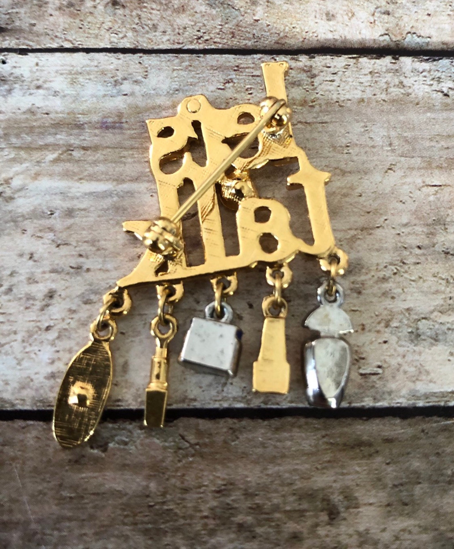 Avon Brooch /mid Century/ Gold Tone Brooch/ Lets Talk Pin - Etsy