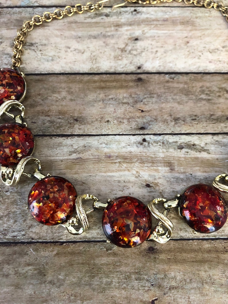Vintage 1950 Era Necklace Amber Color Pressed Lucite Caboshons in Gold ...