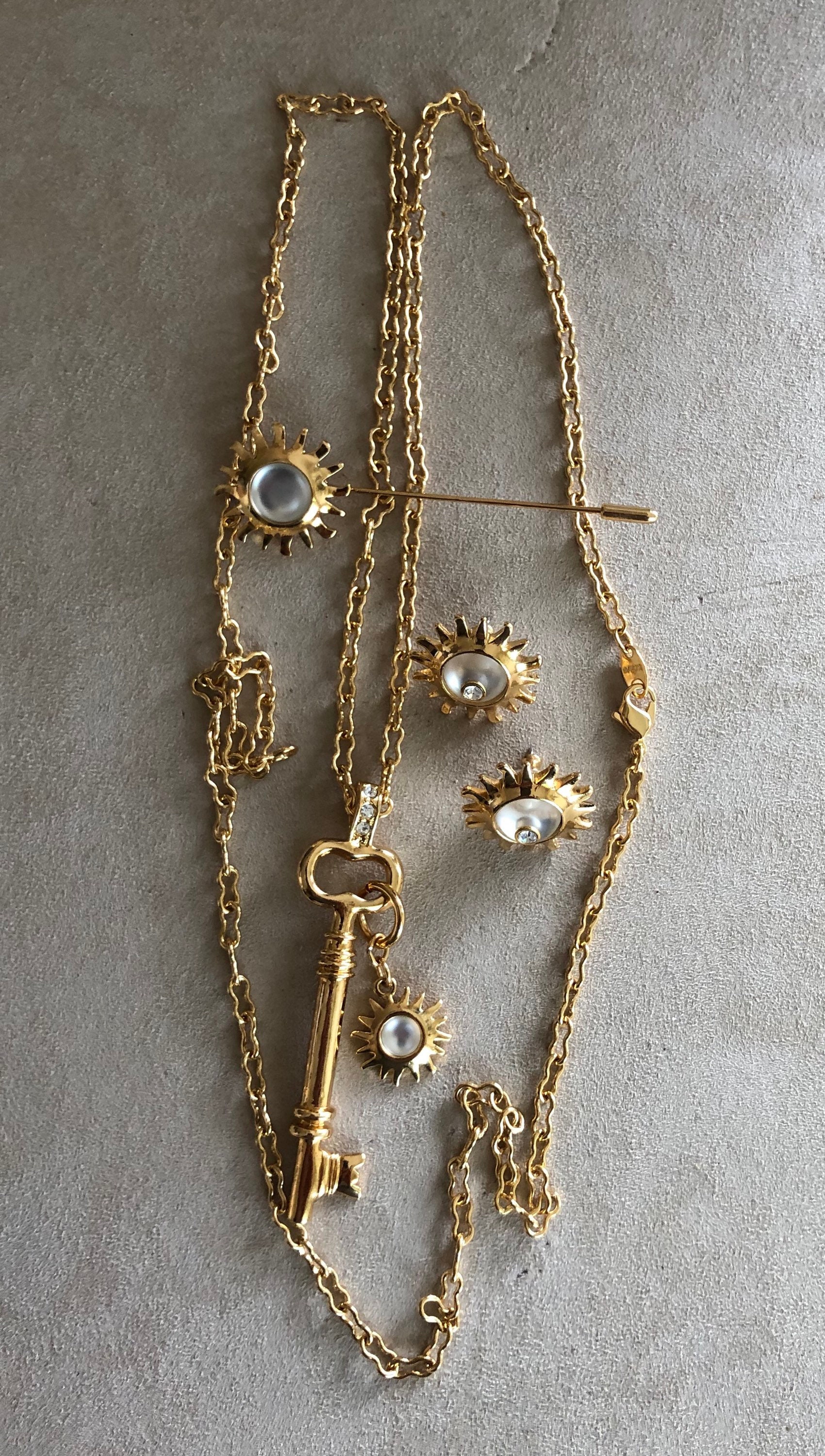Smithsonian Museum for Avon, Chain Key Necklace ,stick Pin and Earrings ...