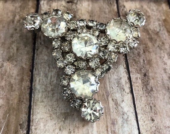 Large curved triangle clear crystals brooch/ Vintage … - Gem