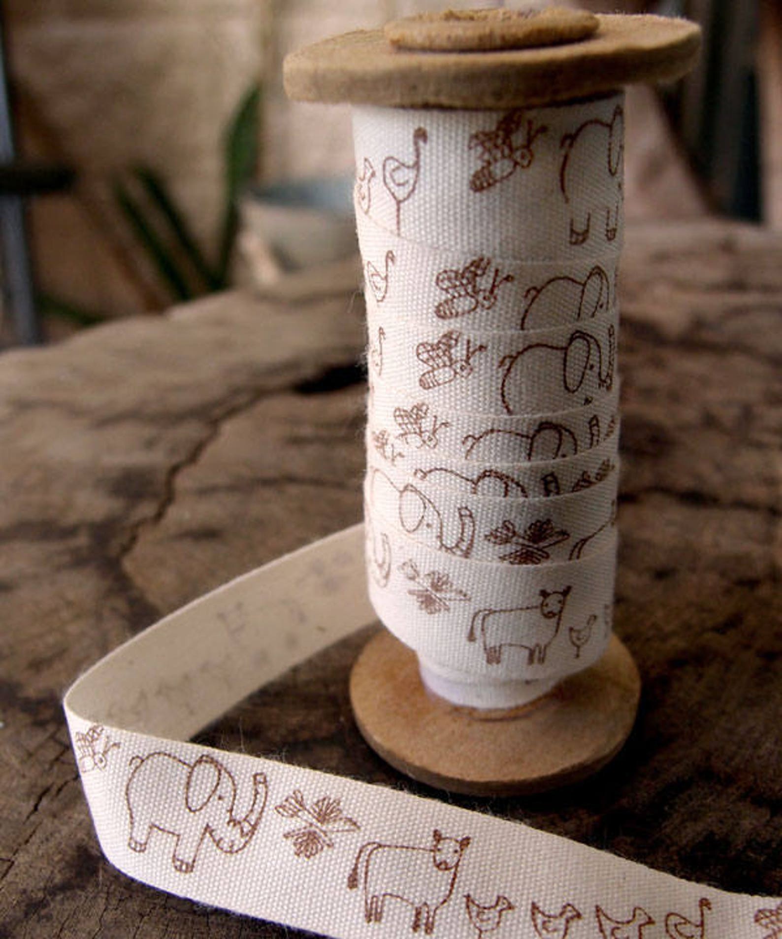 Brown Nursery Farm Animals Parade Print Cotton Ribbon, 5/8-inch, 10 ...