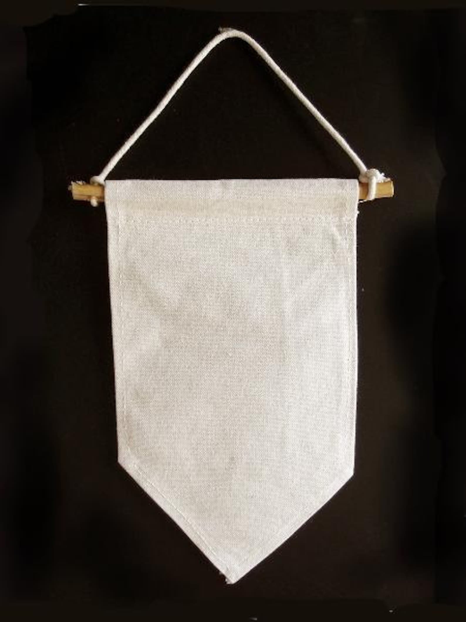 Hanging Wall W/ Wooden Rod and Cord Pennant Banners - 6 PIECES * Free ...