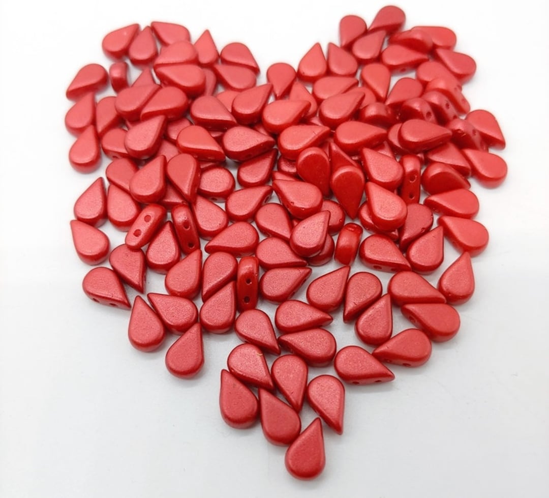 Amos Par Puca Red Metallic Matte, 2-hole Czech Glass 5x8mm, 03000-01890 ...