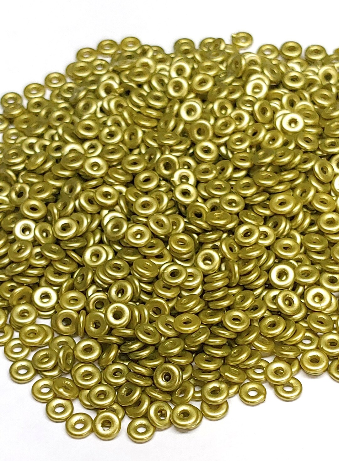 O Bead Pastel Lime, 1x4mm Czech Glass 25021, 5 Grams - Etsy