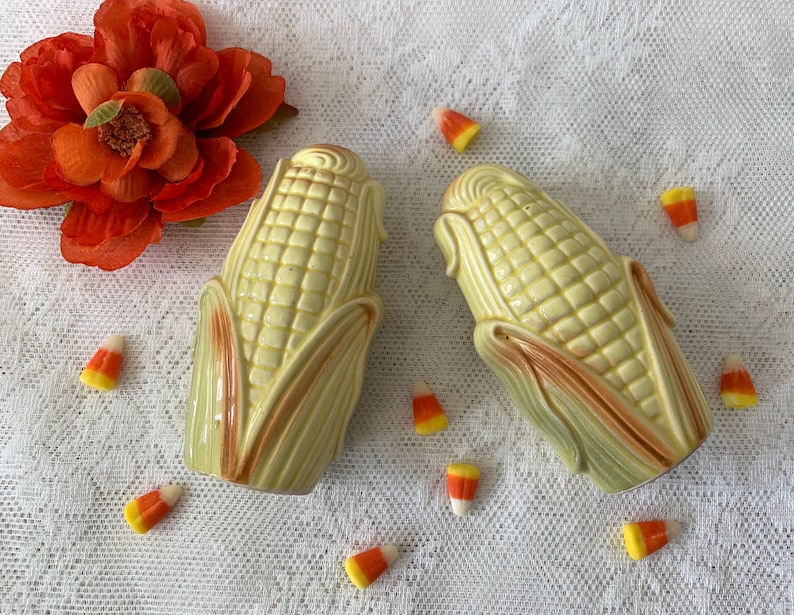 RETRO CORN SHAKERS Vintage Corn on the Cob Salt and Pepper | Etsy