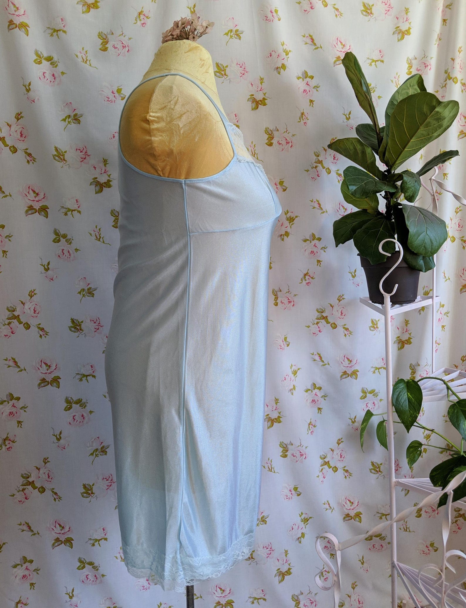 ALBERTA - Vintage Slinky Nylon Full Slip, Pastel Baby Blue Dress Slip ...