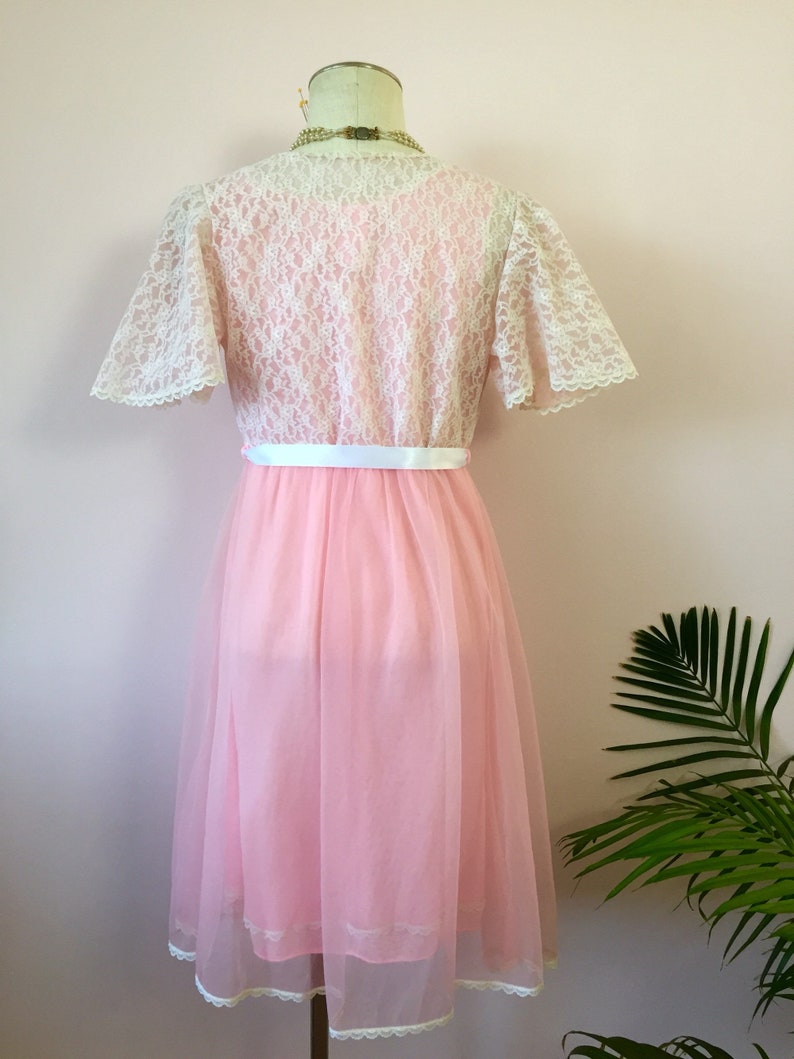 SABRINA Vintage Pink Peignoir Set Fitted Nightie Flutter - Etsy Canada
