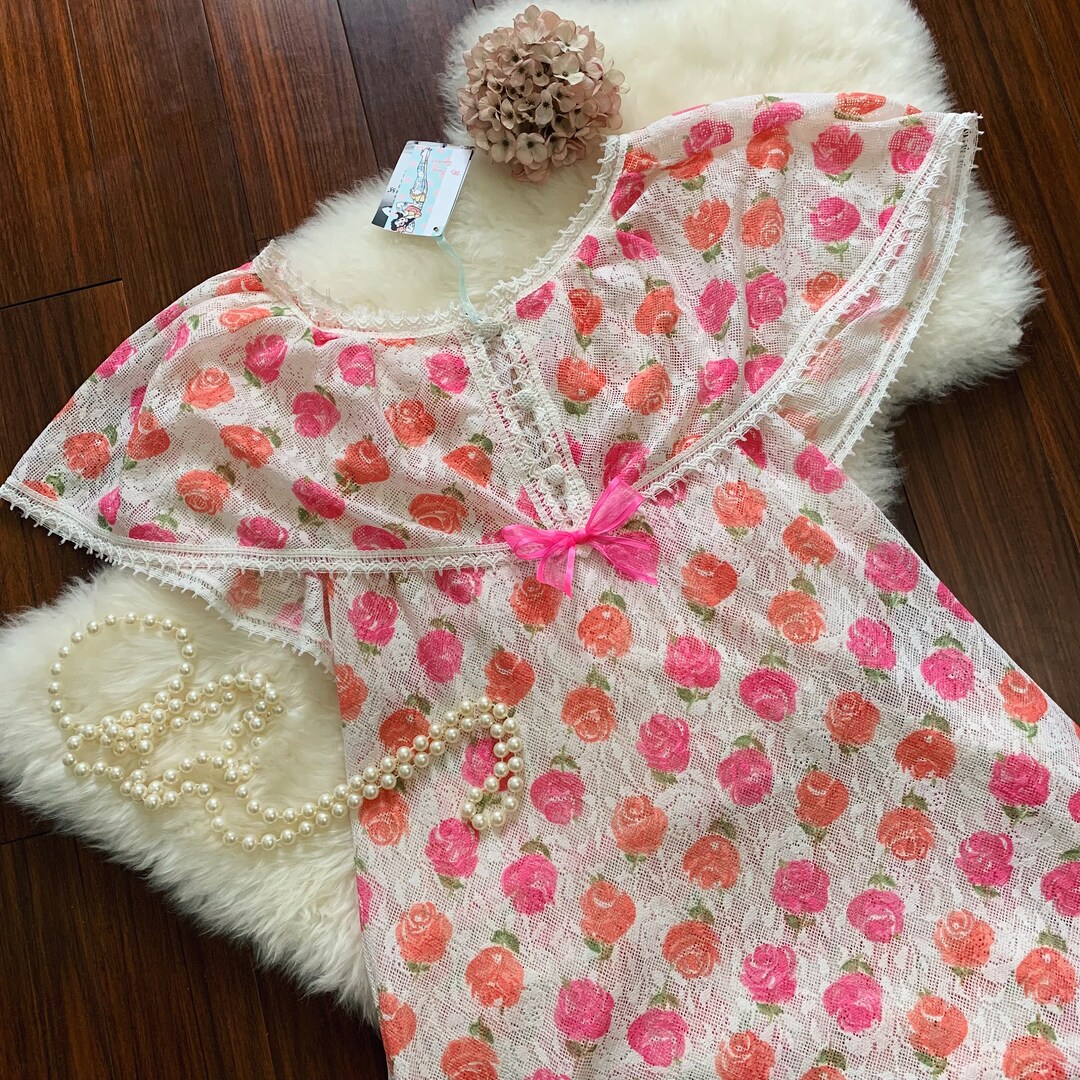 IMOGEN - Vintage Cream Lacy Nightie, Peach Pink Roses Print, Crochet ...