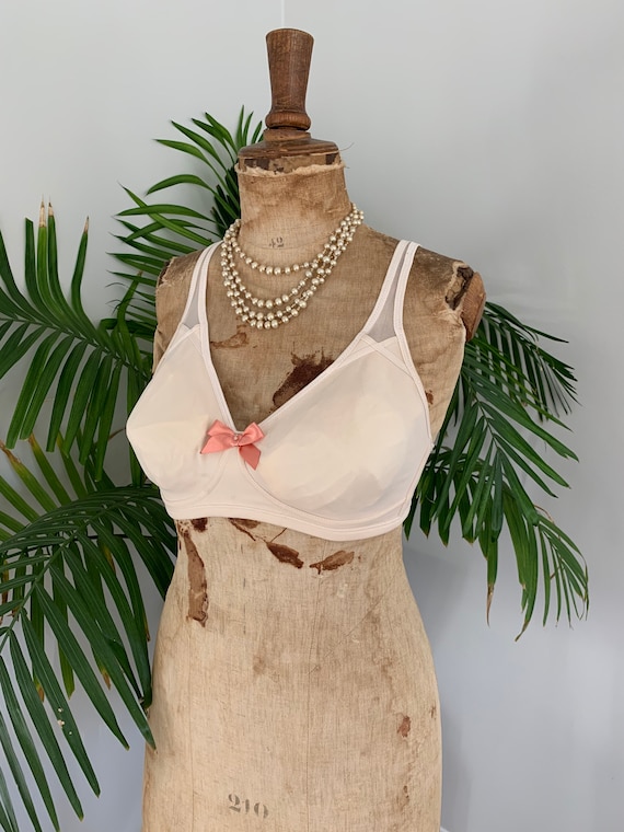 NEJLA - vintage peach soft cup bra, classic beige bra… - Gem
