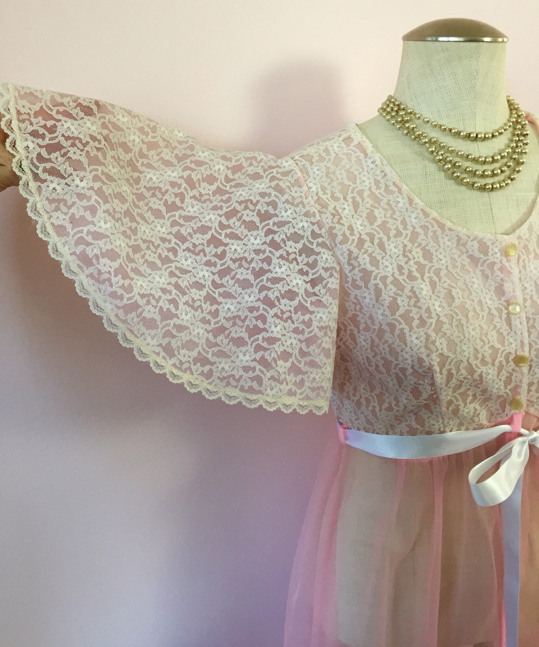 SABRINA Vintage Pink Peignoir Set Fitted Nightie Flutter - Etsy Canada