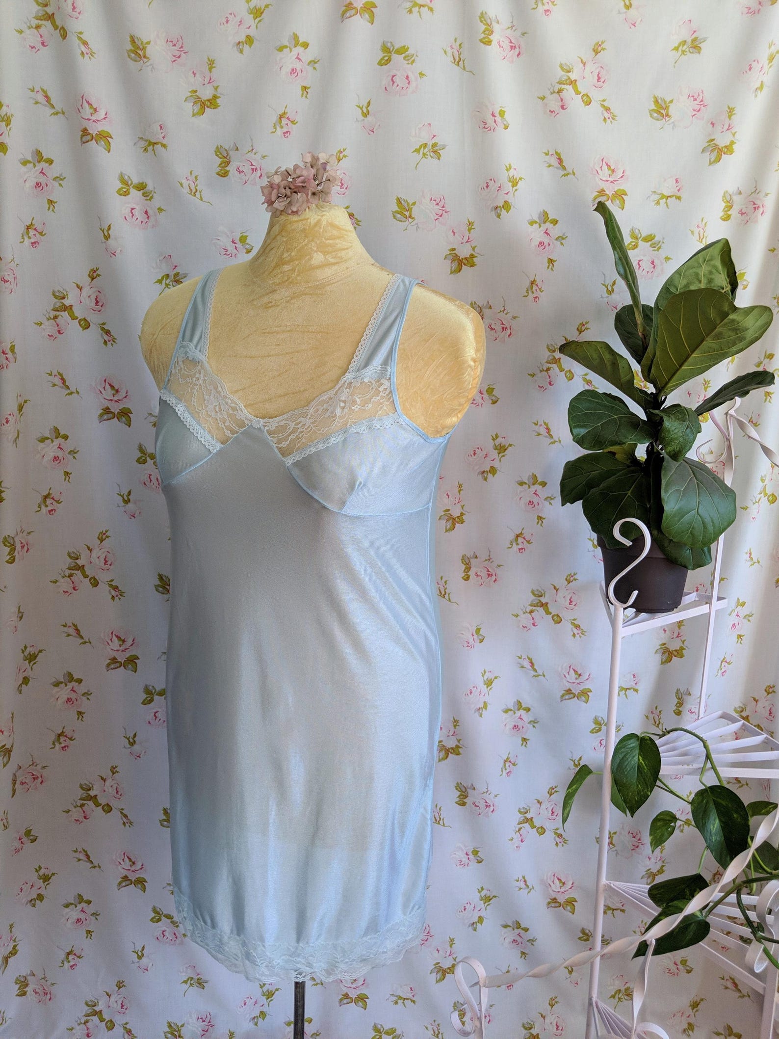 ALBERTA - Vintage Slinky Nylon Full Slip, Pastel Baby Blue Dress Slip ...