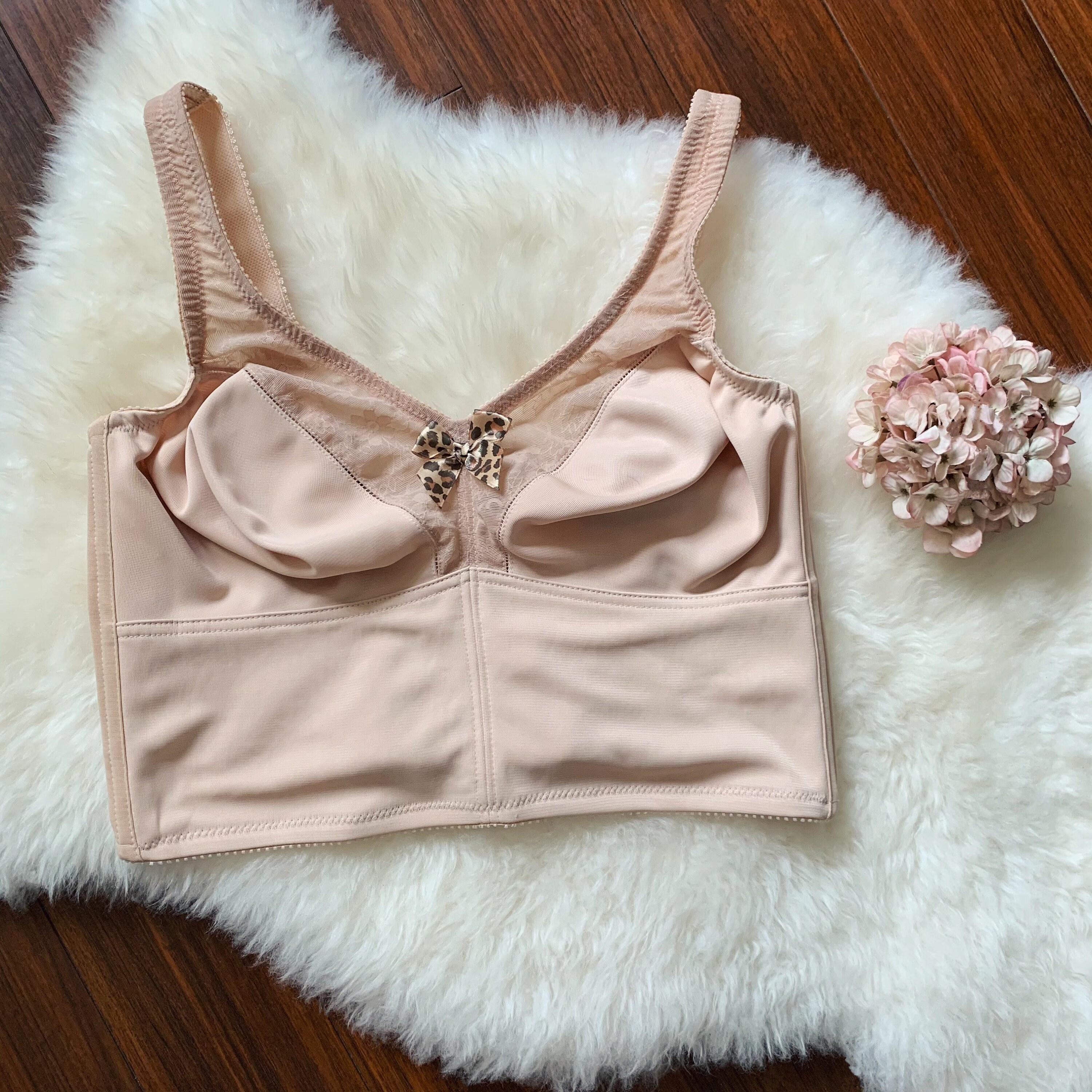 PHOEBE - Vintage Ivory Longline Bra, Leopard Print Bows, Bullet Soft ...