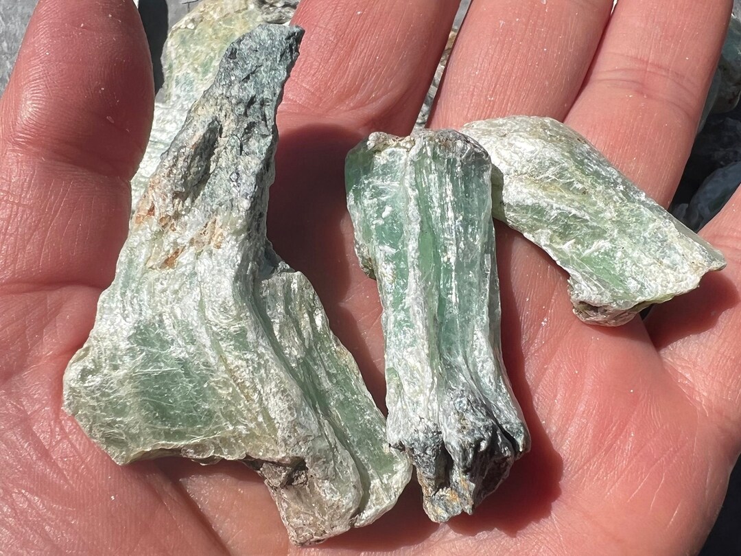 Green Talc Crystal Specimen, Raw Crystallized Steatite From Austria - Etsy