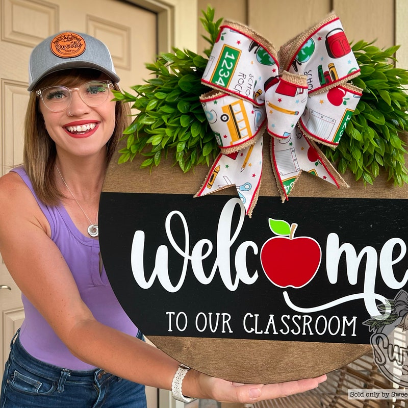 Teacher Wreath for Classroom Door - Etsy