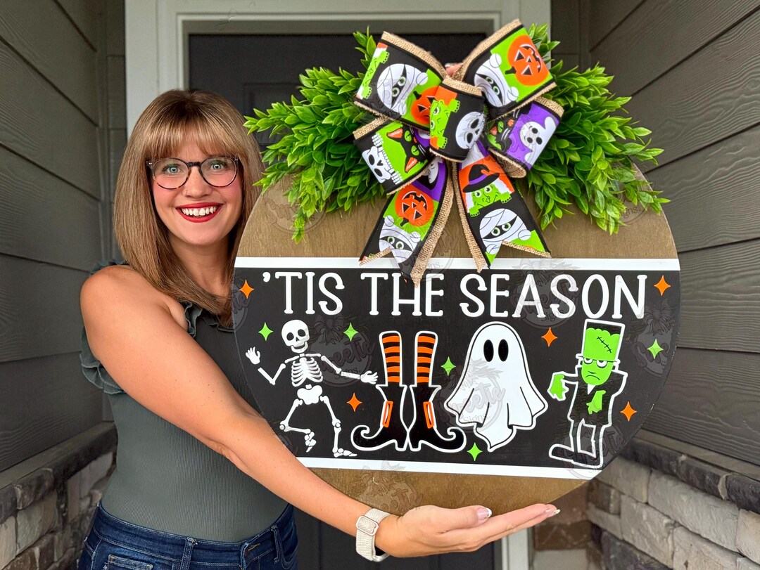 Halloween Front Door Decor | Tis the Season | Halloween Wreath ...