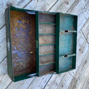 Vintage Green Metal Tackle Box - Etsy