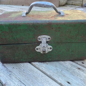 Vintage Green Metal Tackle Box - Etsy