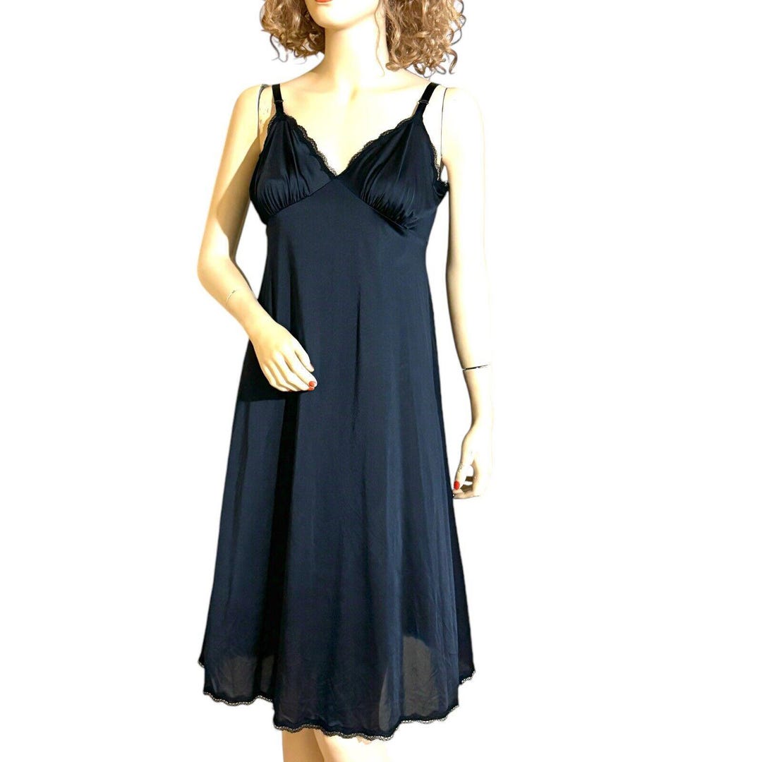 Vintage SHADOWLINE Black Lace Trimmed Full Nylon Slip Sz 36 / L - Etsy