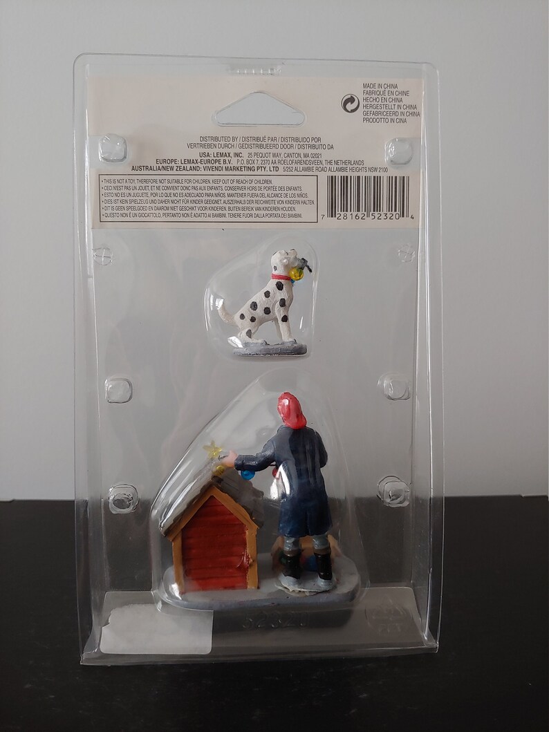 Lemax SPOT HELPS OUT Set of 2 52320 Christmas Village - Etsy