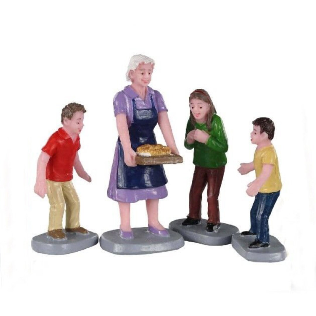 Lemax FAMILY TRADITION Set of 4 #02945 Christmas Village Accessories ...