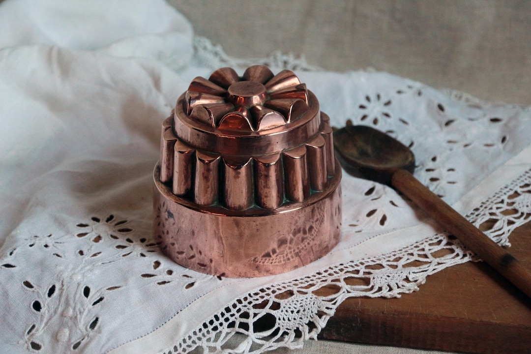 Antique French Small Copper Cake Mold. Brioche Mold. Copper Bundt Pan ...