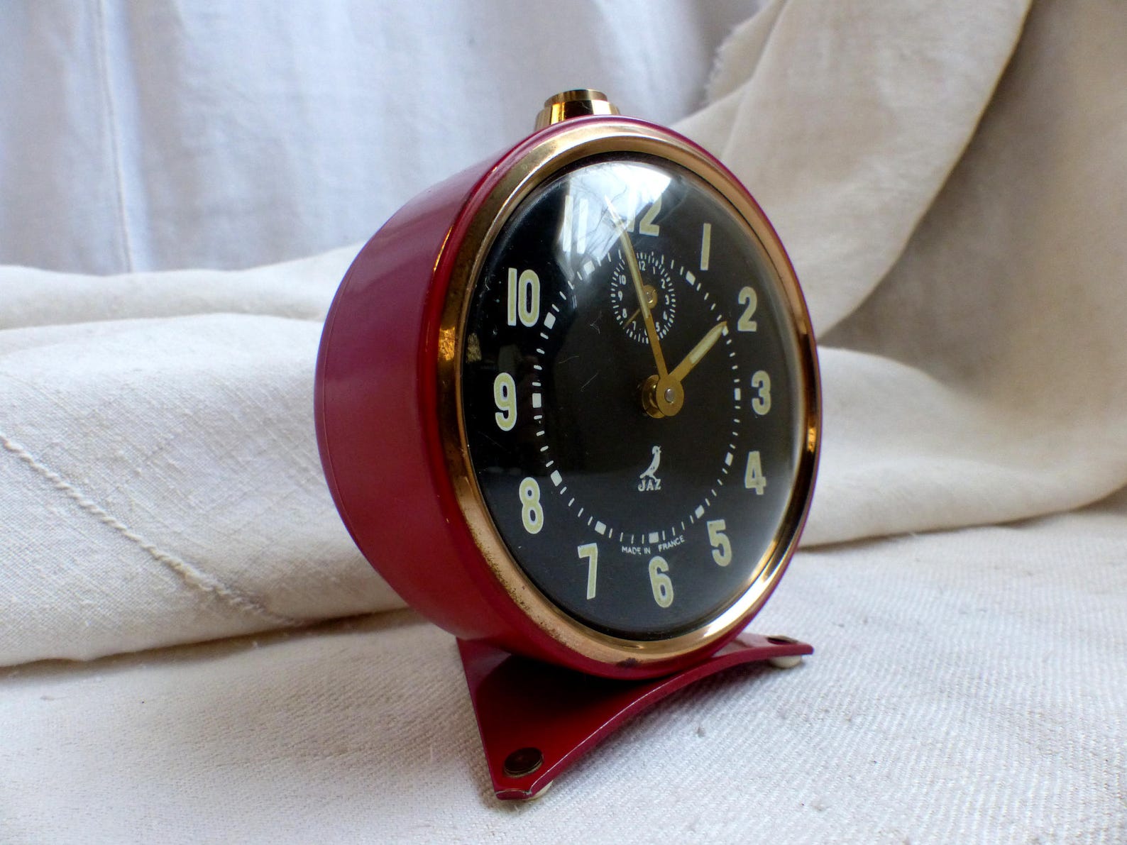 French Vintage Round Red Mechanical Alarm Clock. Fire Engine Red Alarm ...