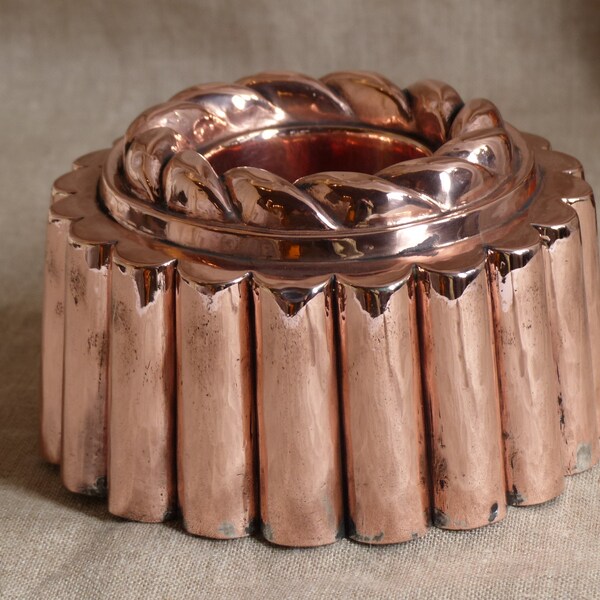 Vintage Copper Mold - Etsy