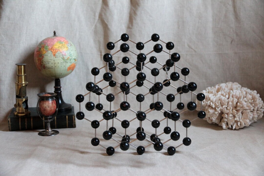 Vintage Graphite Molecule Model. Graphite Scientific Molecular Model ...
