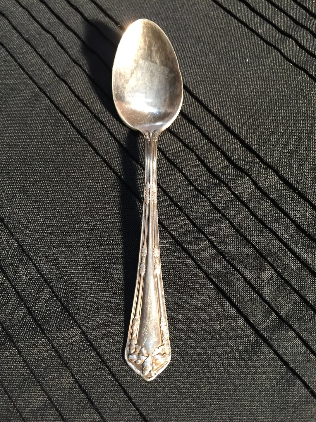 Antique WM Rogers & Son AA Fair Oak Pattern Spoon, Designer - Gustave ...