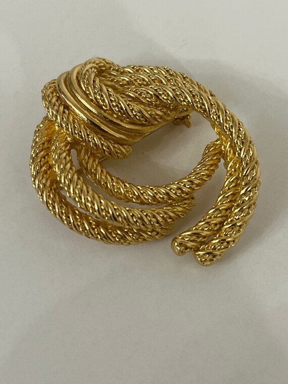 vintage christian dior knot - Gem