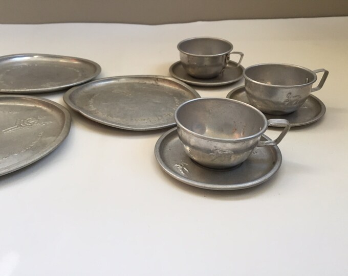 Vintage Children's Tea Set Tin Child Size and Durable - Etsy
