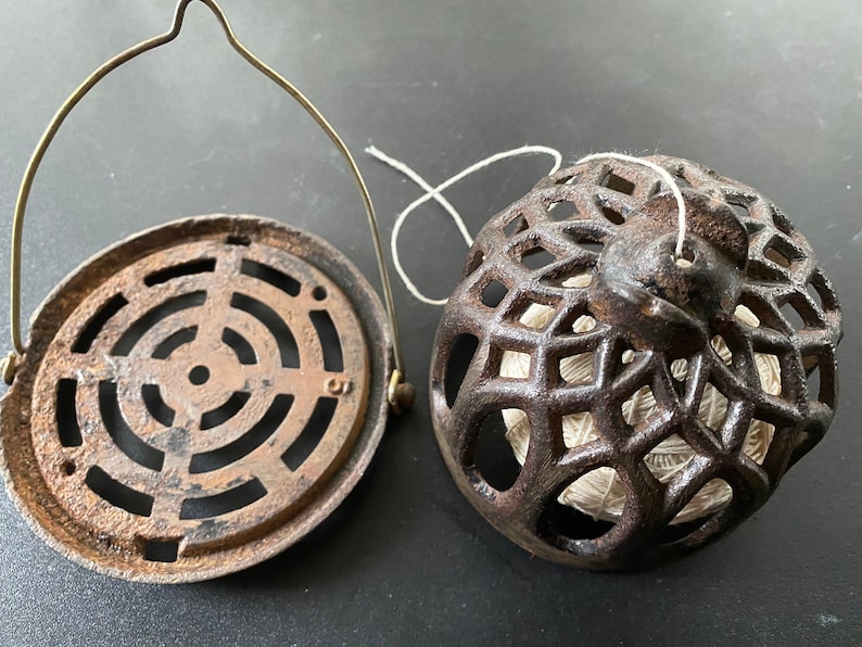 Antique Cast Iron String Holder Beautiful and Useful Old | Etsy