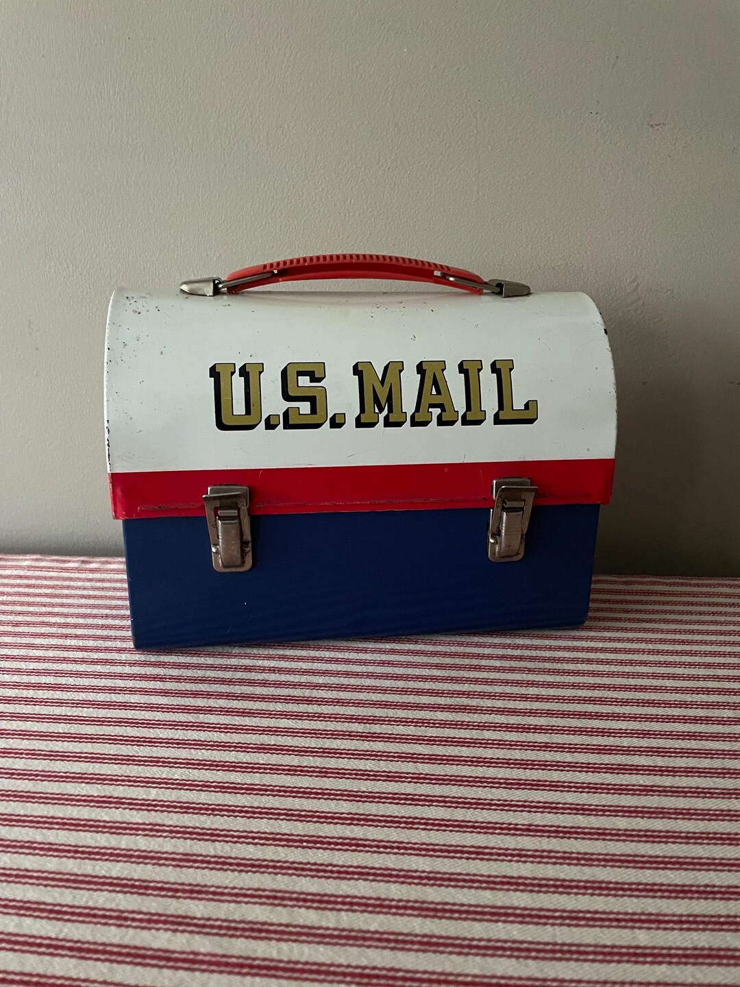 Vintage Lunch Box, US Mail, Mail Box Look Alike, Shabby and Very Cool ...