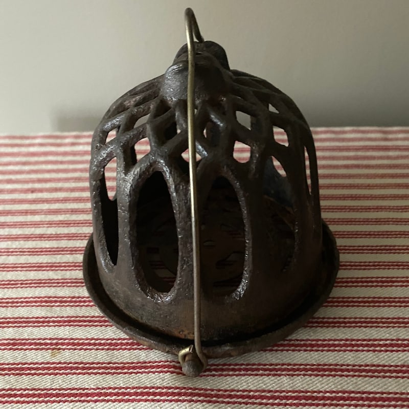 String Holder - Etsy