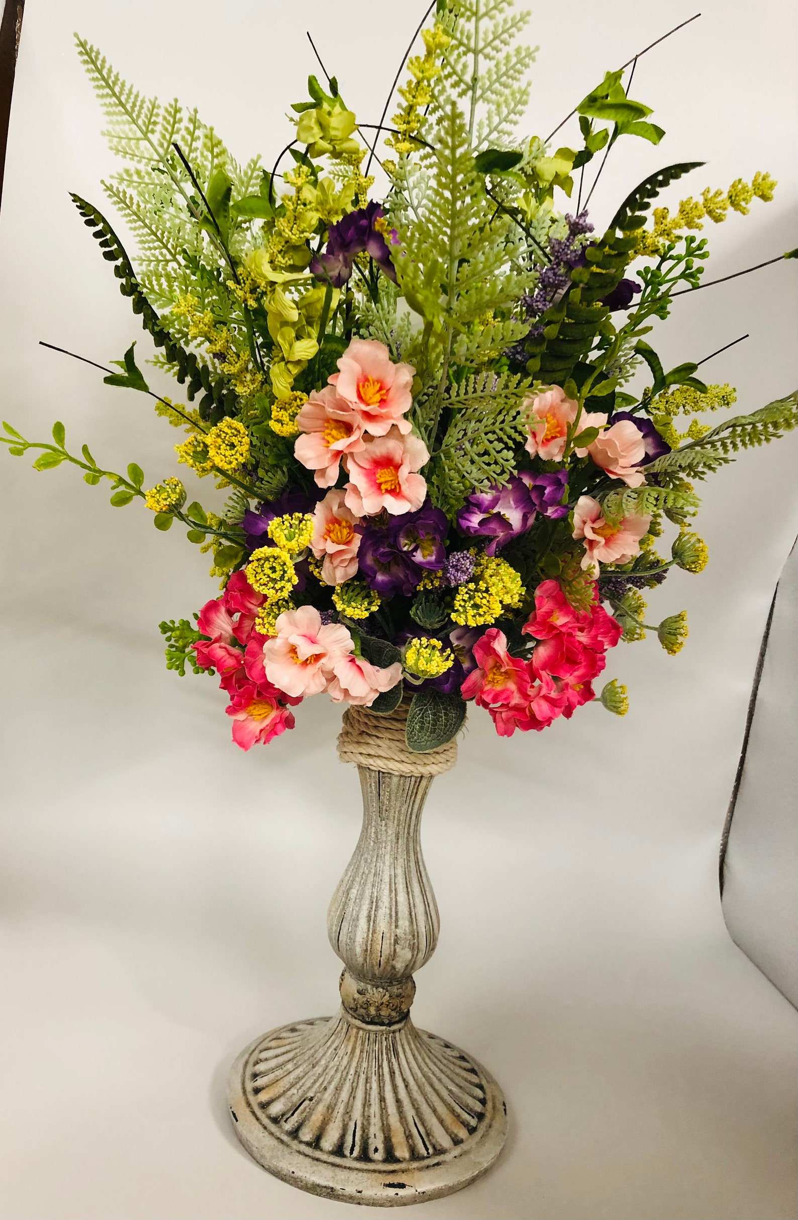 Floral Pedestal Centerpiece - Etsy