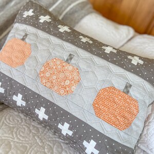 DIGITAL Pattern: Plus a Pumpkin (pillow) - Etsy