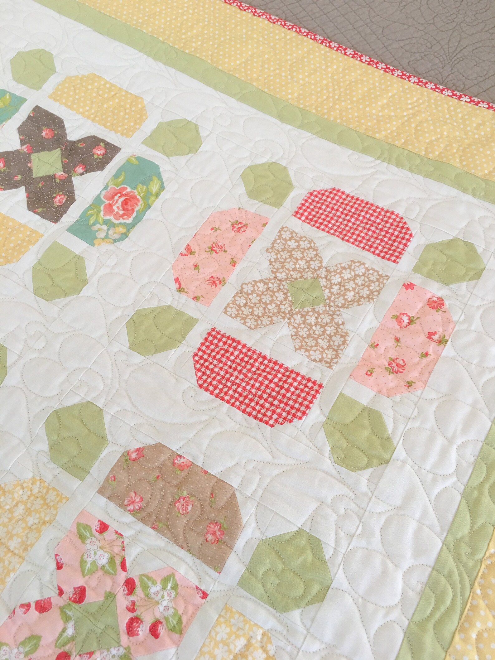 PAPER Pattern: Flower Tile charm Pack Quilt - Etsy