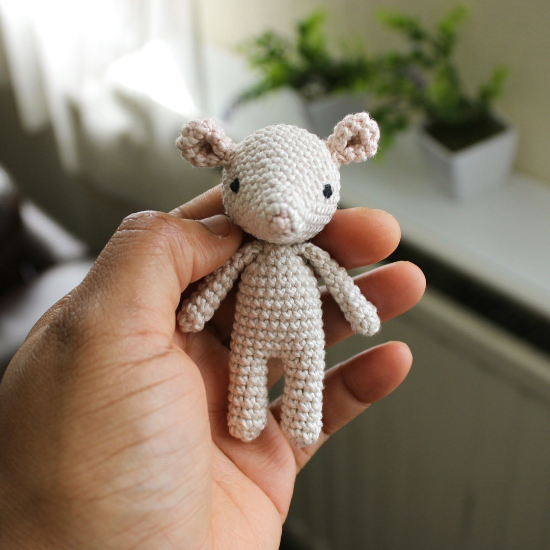 Mini Crochet Mouse LINEN - Etsy