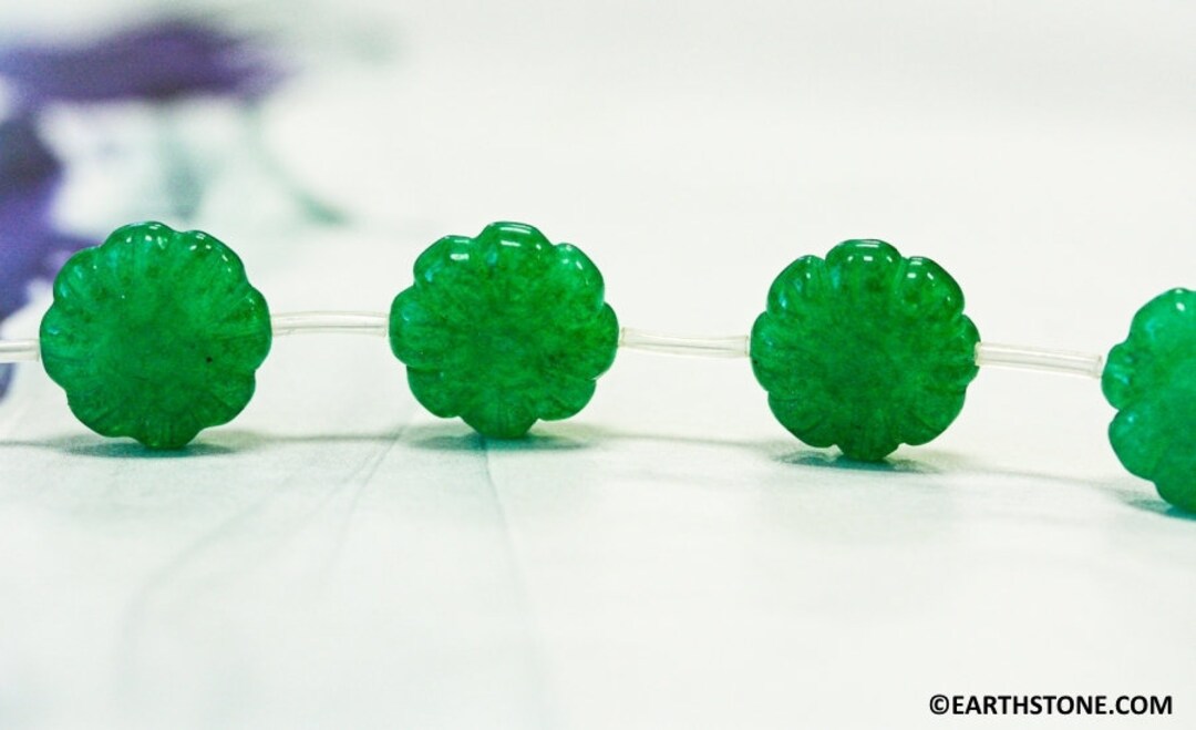 L/ Emerald Jade 15mm Flower Beads 15.5" Strand Dyed Nephrite Jade ...