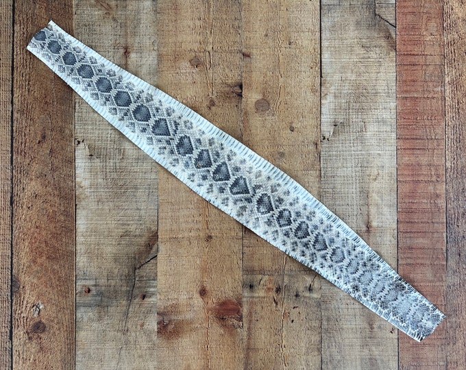 31.5 Eastern Diamondback Rattlesnake Hide, E303, Rattlesnake, Snake ...