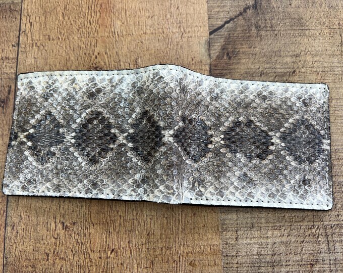 Western Diamondback Rattlesnake Bifold Wallet, Timber Rattler, Snake ...