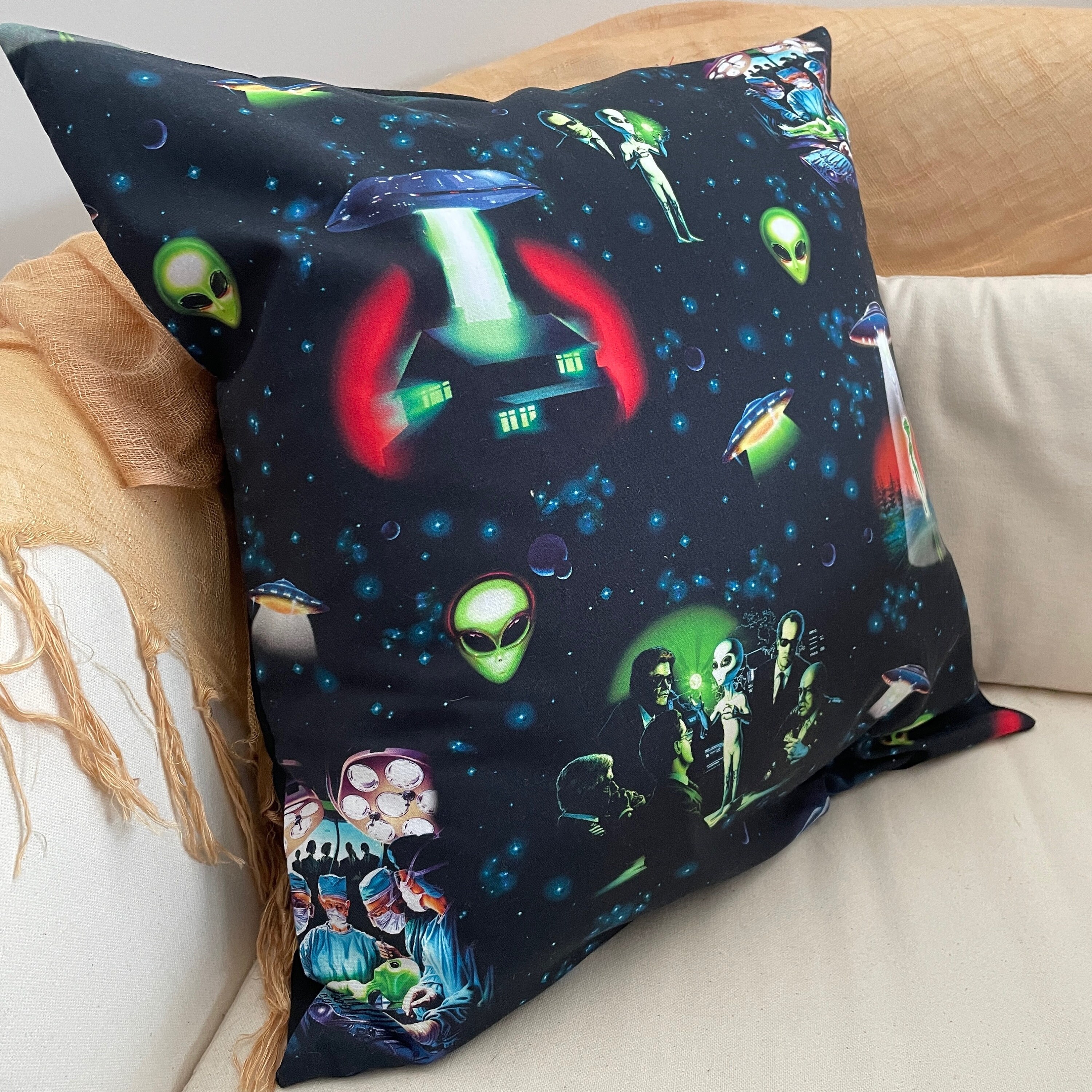 Alien Design Cushion Cover Throw Pillow Cover. 18 | Etsy
