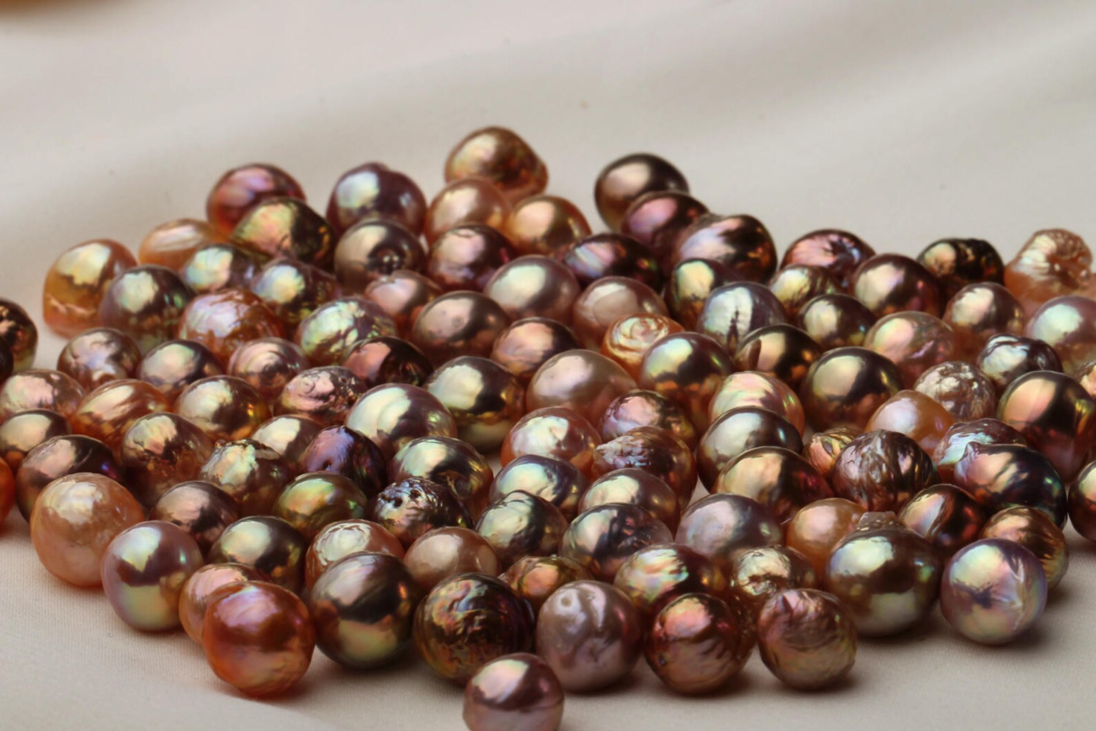 15pcs 9-12 Mm Metallic Rainbow Color Ripple Pearls Wrinkled | Etsy