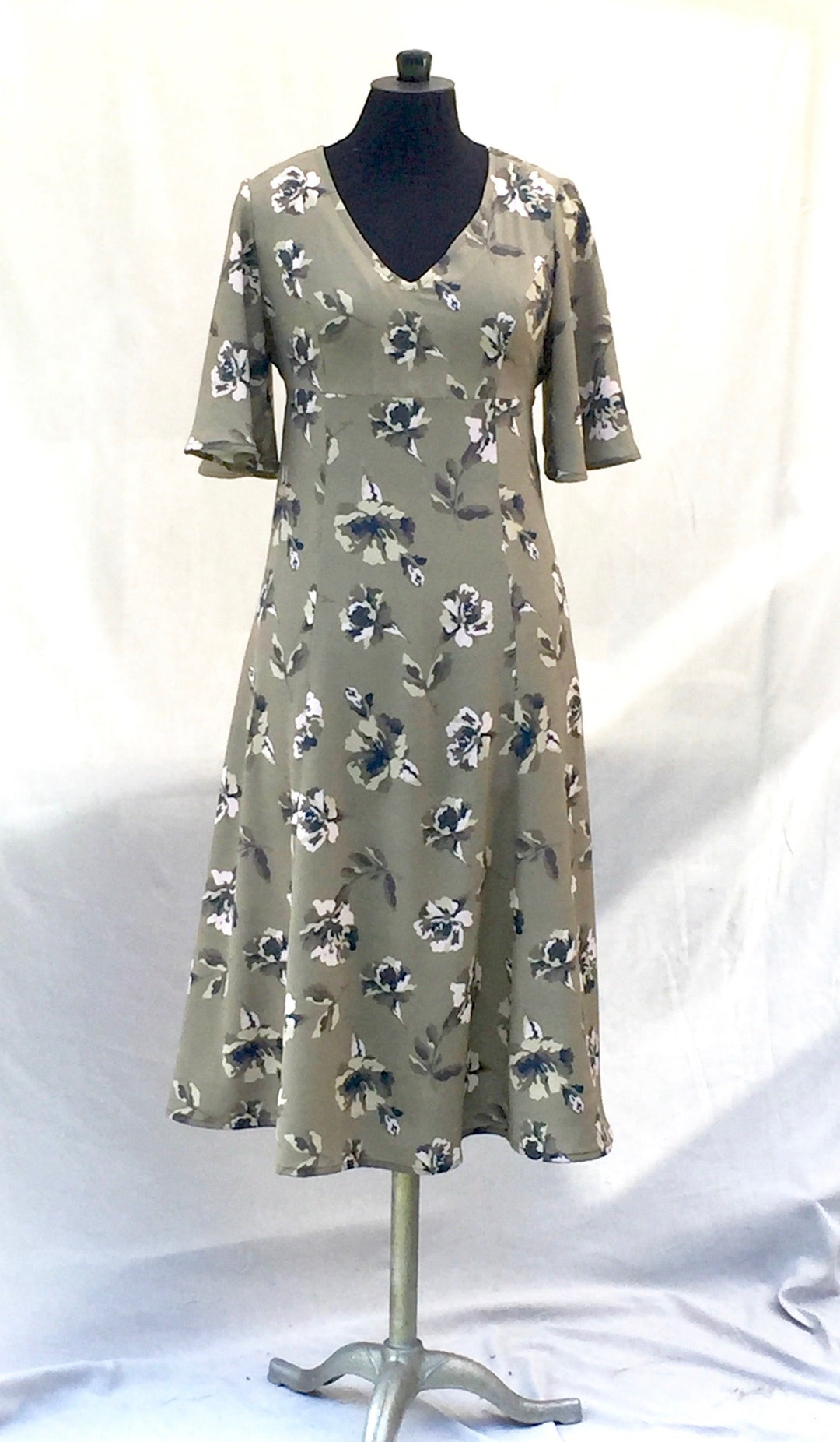 Floral Khaki Dress. - Etsy