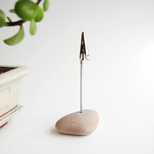 Stone Photo Clip Stand, Picture Clip Holder, Beach Pebble Art Memo Clip ...