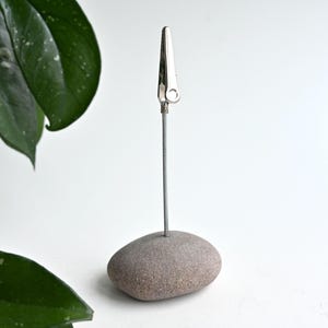 Stone Photo Clip Stand, Picture Clip Holder, Beach Pebble Art Memo Clip ...